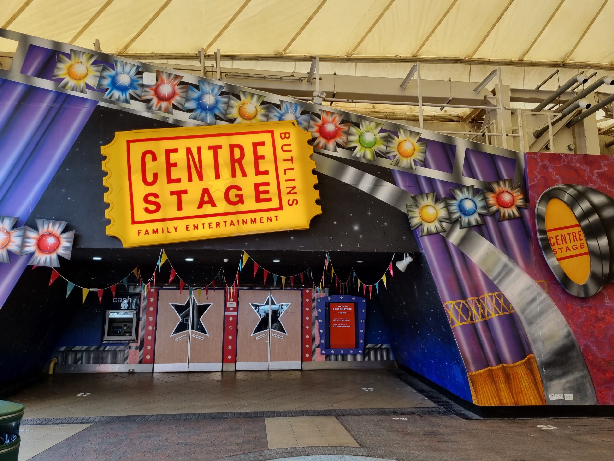 Can you book entertainment when you book a private caravan - Visit ...